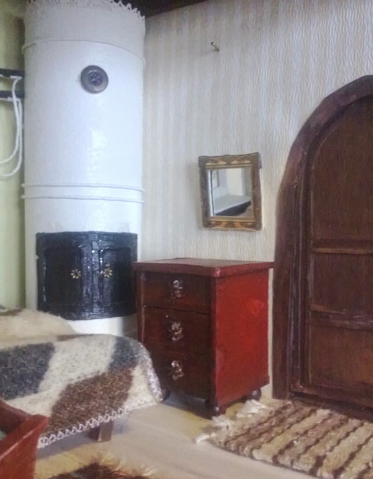 Mini minimpi minein: Makuuhuoneeseen lipasto