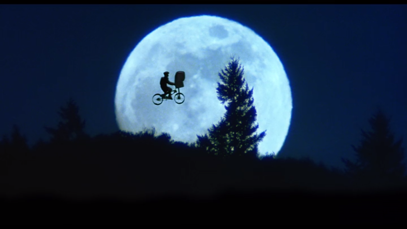 E.T. the Extra-Terrestrial (1982) - AoM: Movies et al.