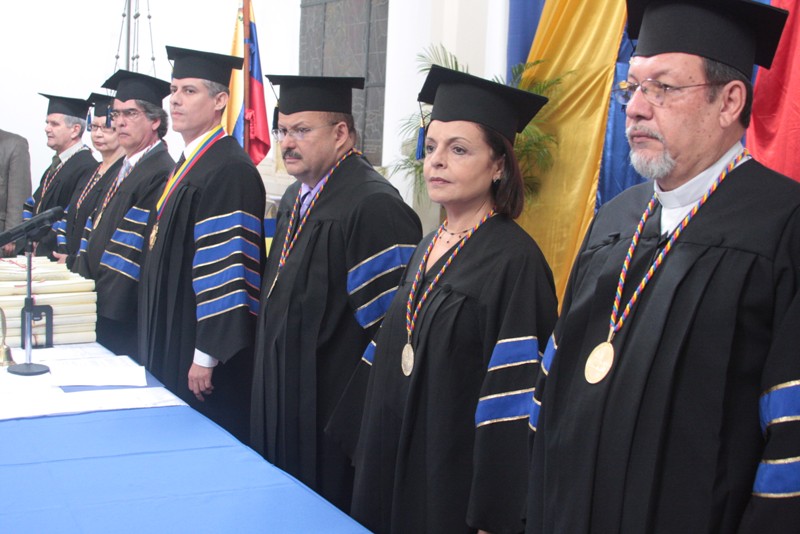 UCSAR Informa: 148 nuevos profesionales egresaron de la Universidad ...