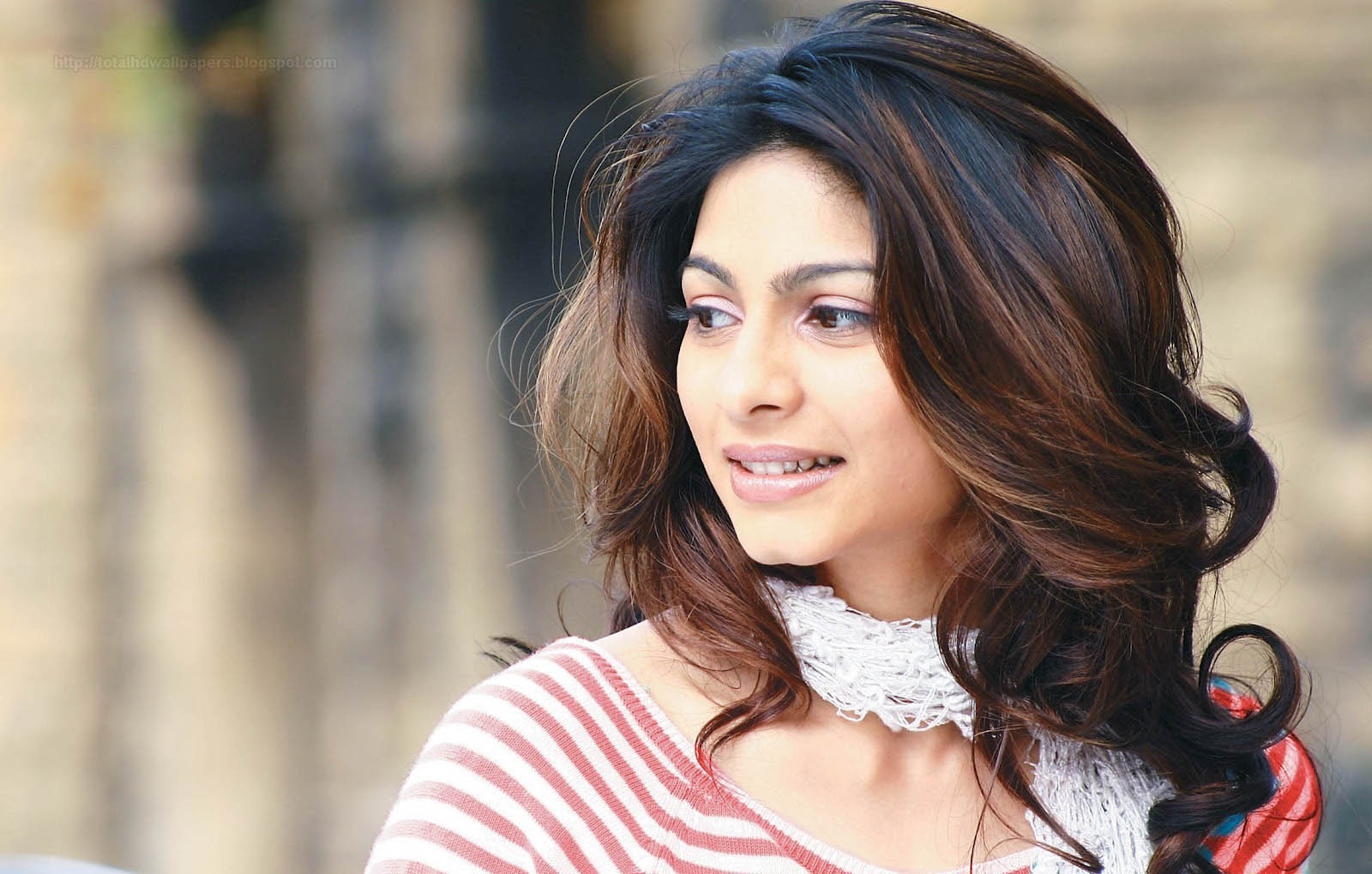 Actresses HD Wallpapers: South Indian Actress High Quality Wallpapers