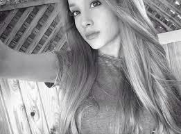 Beautiful World Beautiful Girl: Ariana Grande RARE pics