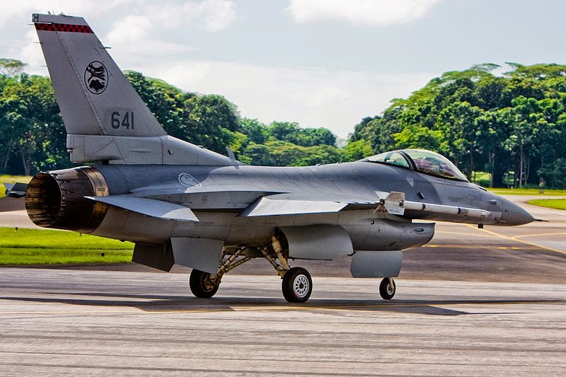 MIRAGEC14: Lockheed close to sign deal with Singapore for F-16 fleet ...