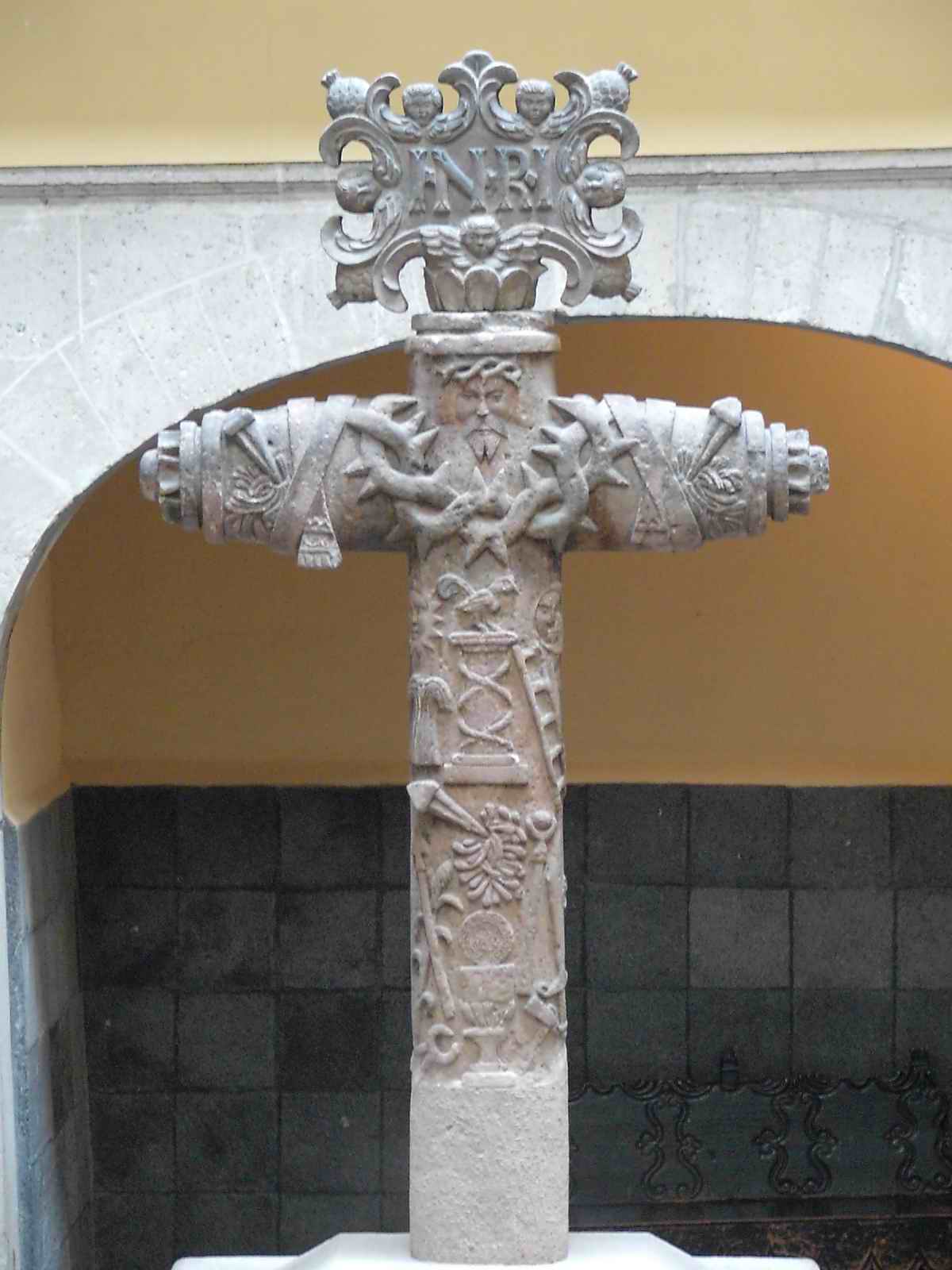 Aculco, lo que fue y lo que es: La cruz más hermosa de Aculco