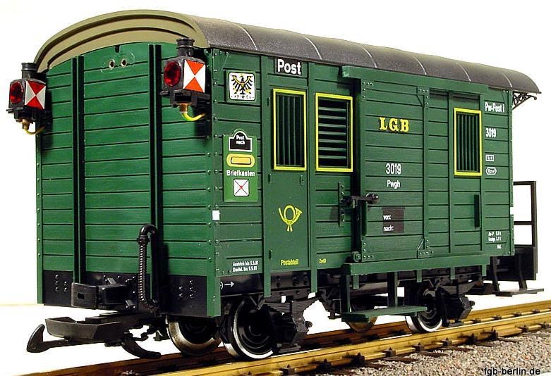 LGB Trains & G Scale: LGB Trains 3019 Green Postal Wagon