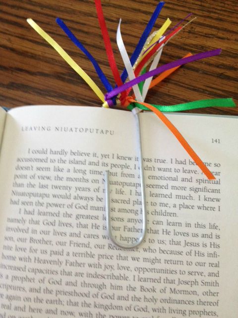 Building Our Hive: Paper Clip Bookmarks