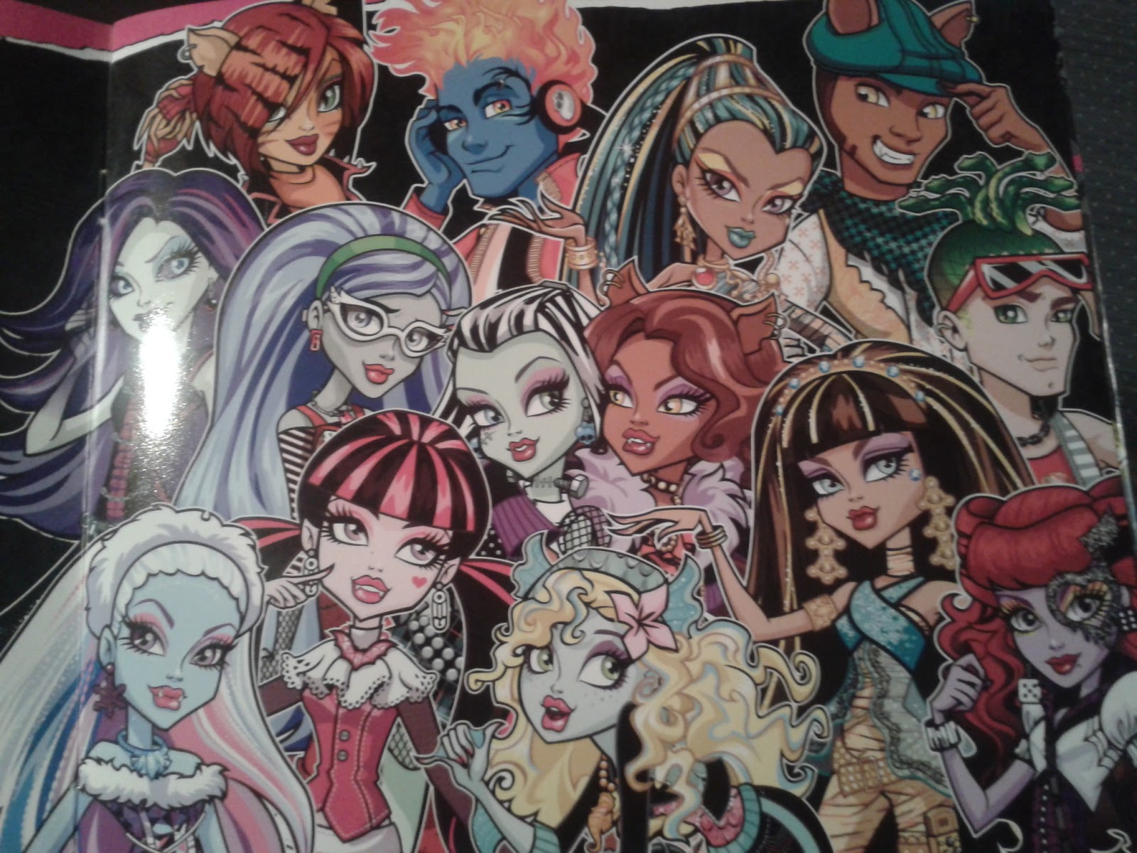 El Rincon Monstruoso: album de cromos de monster high