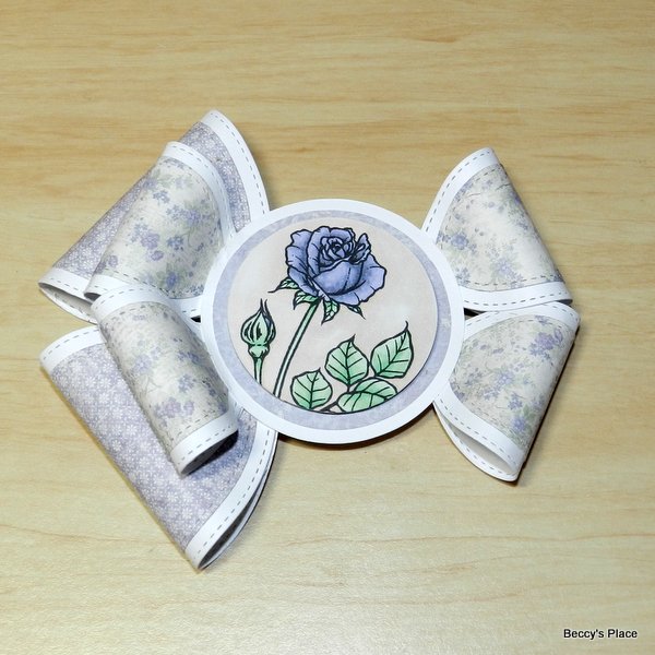 Beccy's Place: Tutorial - Bow Cards