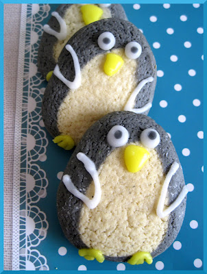 saboragalletas: PINGUINOS, RANAS Y LEONES DE GALLETA
