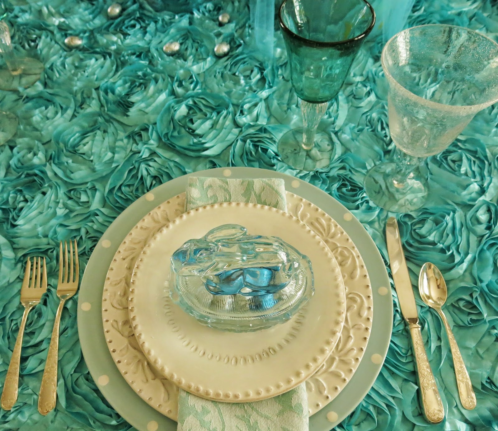 Aqua Bunnies Easter Table - Purple Chocolat Home