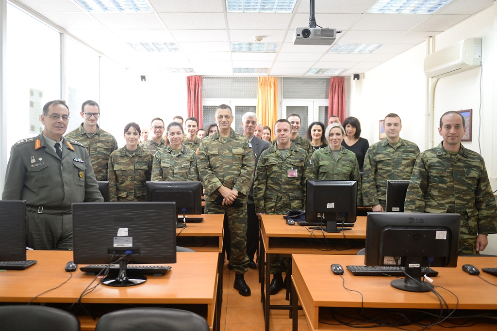 Αλκιβιάδης Στεφανής: Ο Αρχηγός ΓΕΣ συνεχίζει ακάθεκτος τις επισκέψεις ...
