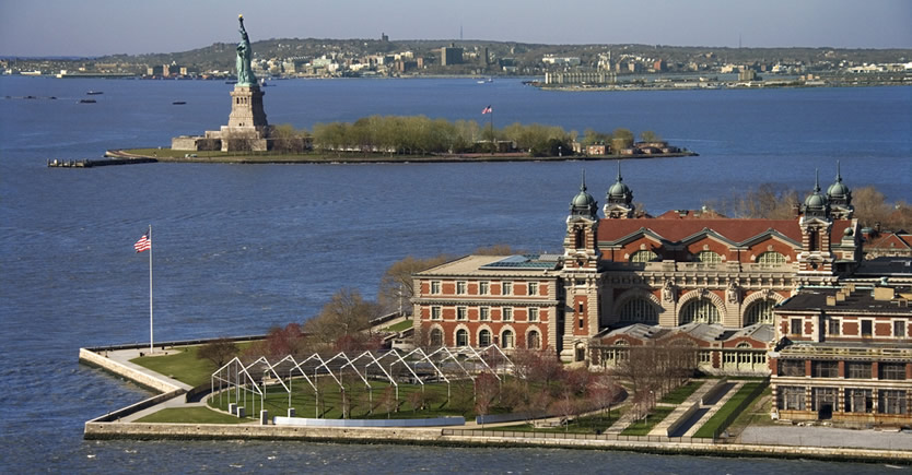 ART and ARCHITECTURE, mainly: Ellis Island New York - a place of ...
