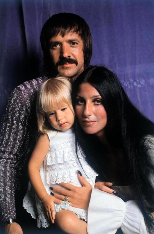 Before Chaz Bono, Here Are Lovely Photos of Chastity With Her Parents ...