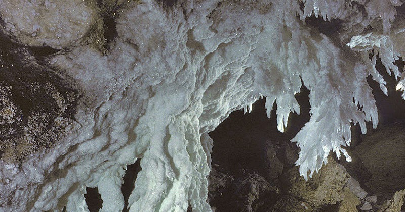 CULTURE - ART - HISTORY: >> Lechuguilla Cave is the seventh-longest ...