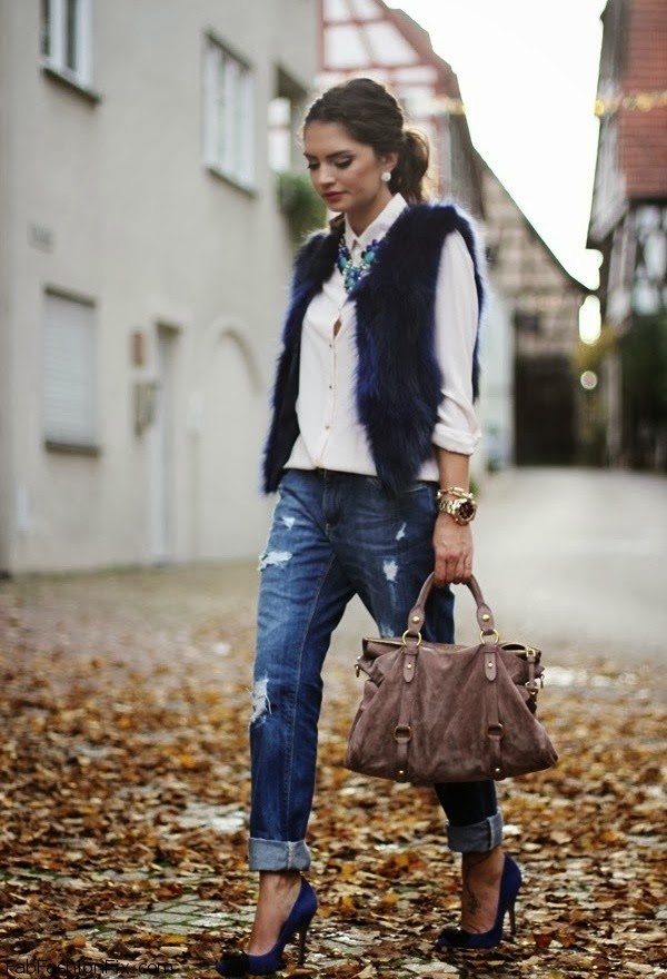 Zangolotina Image: Ripped & Rolled Boyfriend Jeans + Stilettos