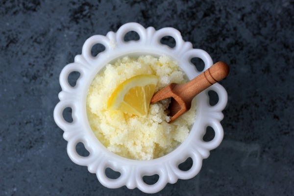 Me and My Pink Mixer: Lemon Peppermint Foot Scrub {DIY}