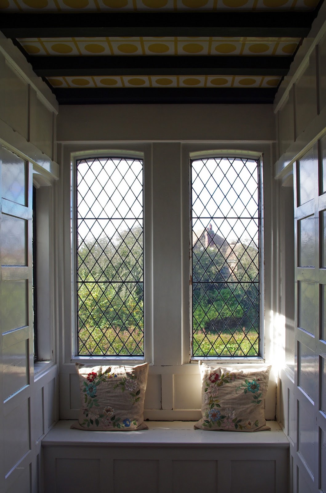 Essays and Diversions: Feeling William Morr-ish