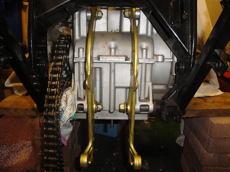 TriMotoRevival: Rear suspension linkage