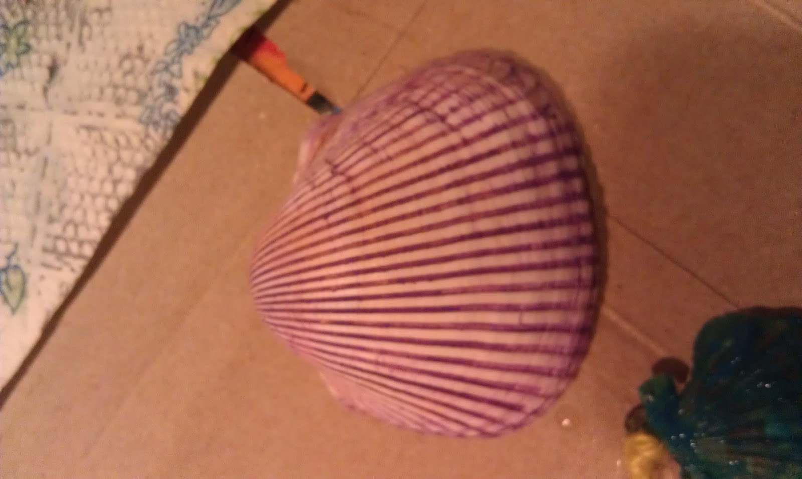 Earth Mother Musings: Crafting with the kids ~ Seashell critters