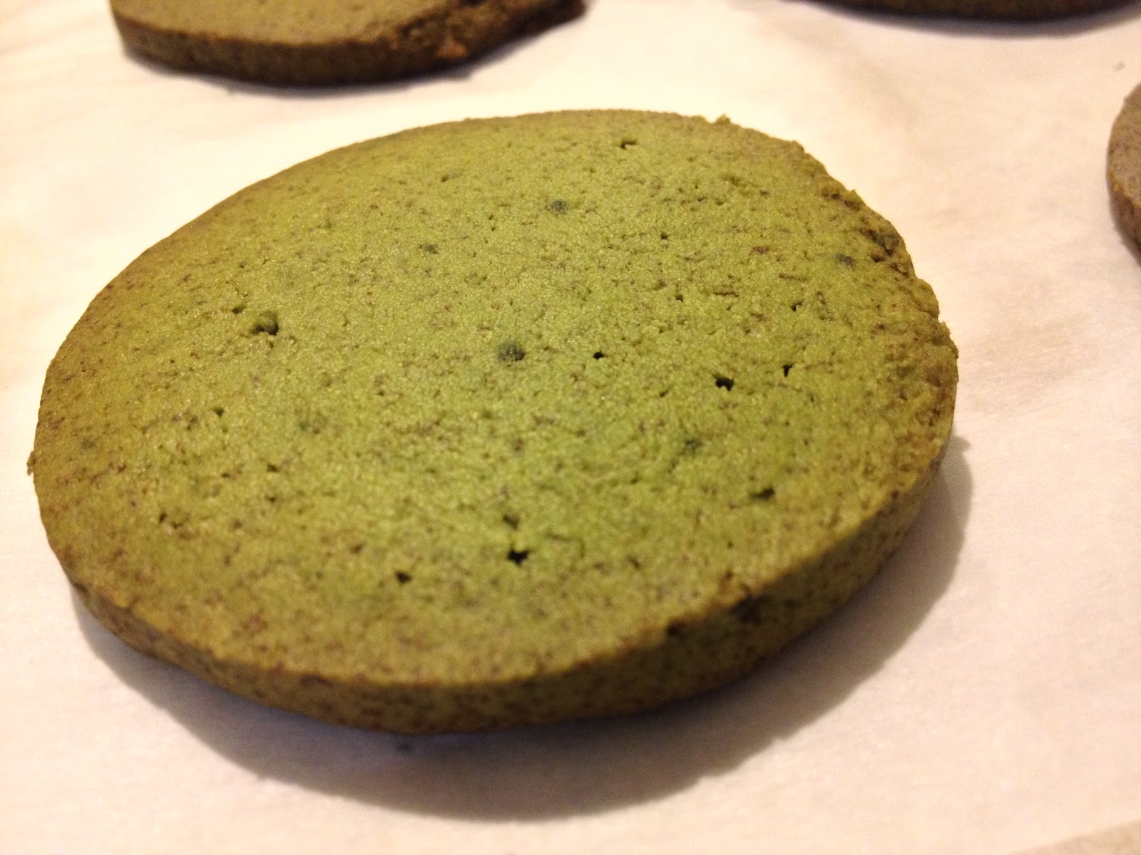 Food Locker: Matcha green tea biscuits (and a latte)