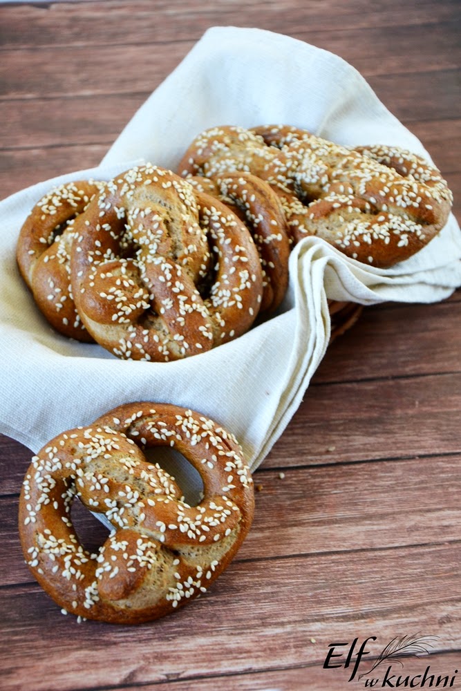 Elf w kuchni !: Pełnoziarniste precle