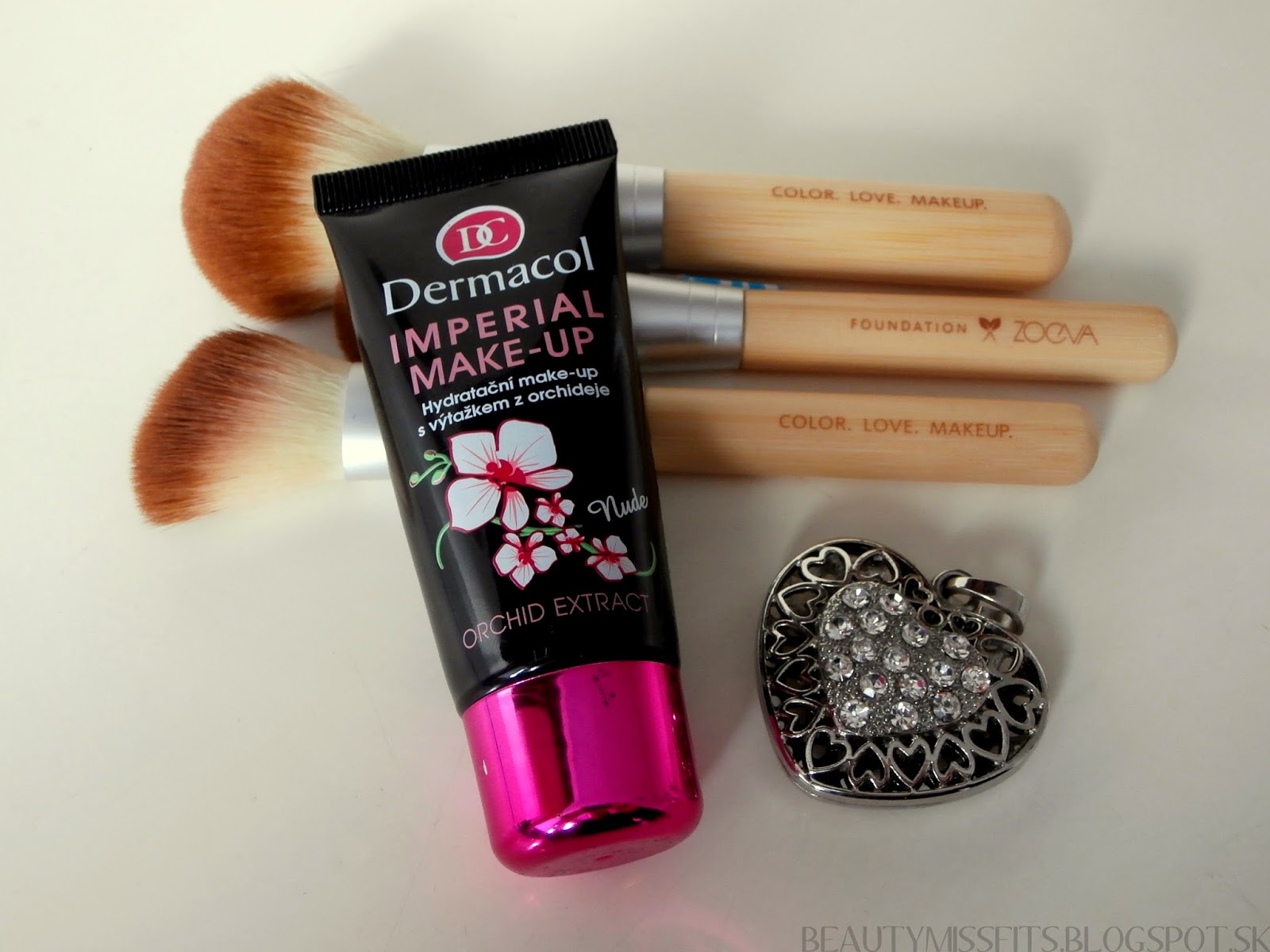 .Beauty Missfits.: Dermacol - Imperial Make-up (recenzia)