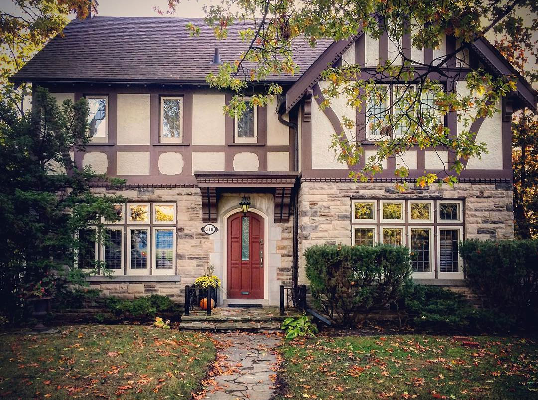 The Tragic Final Days of Lucy Maud Montgomery