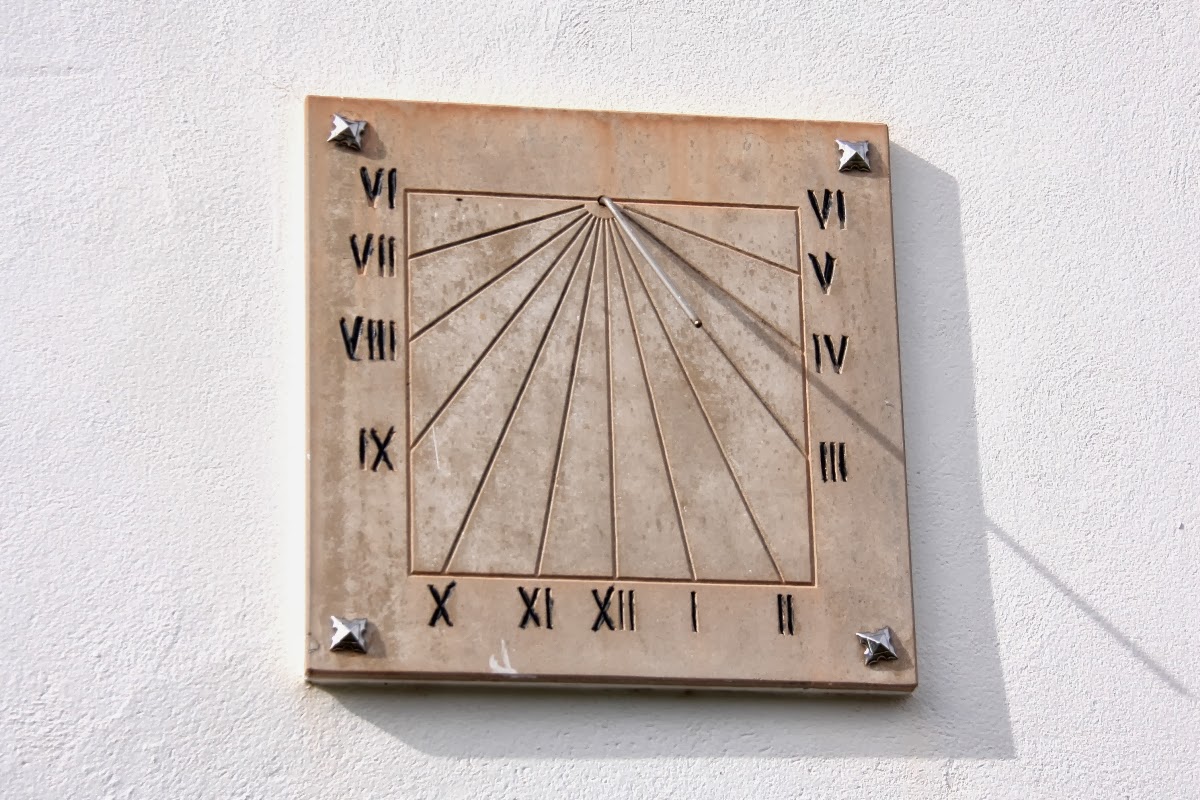 Relojes de Sol en Cantabria: Municipio: Valderredible. Localidad: Susilla.