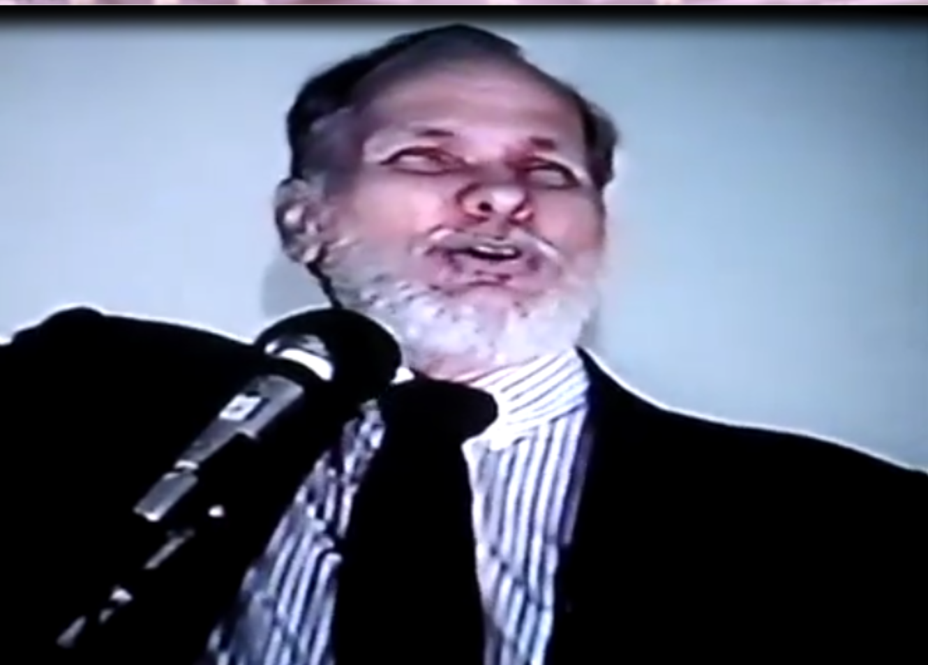 UEAK Biografias : Júlio Cezar Grandi Ribeiro