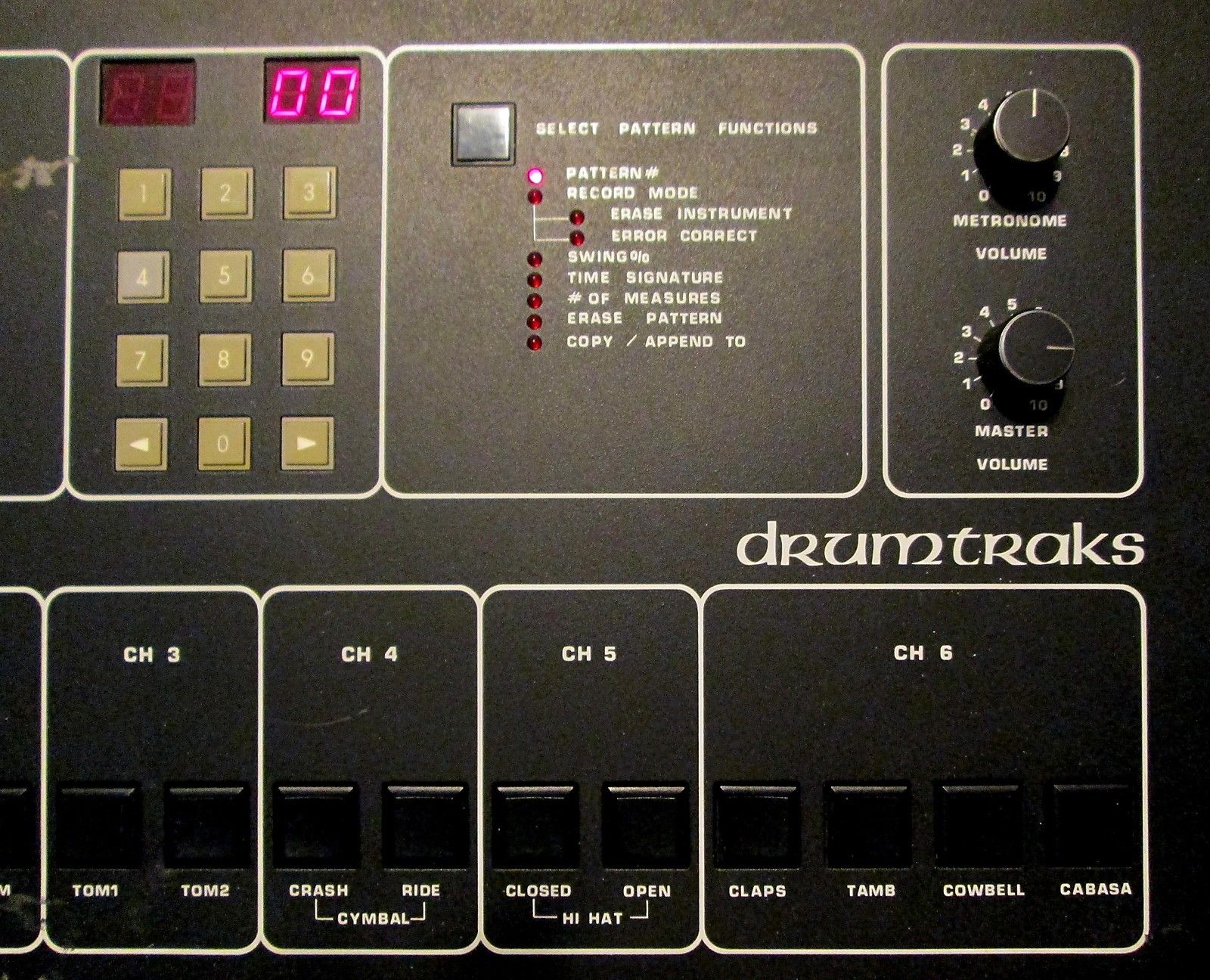 MATRIXSYNTH: Sequential Circuits Drumtraks SN 05911