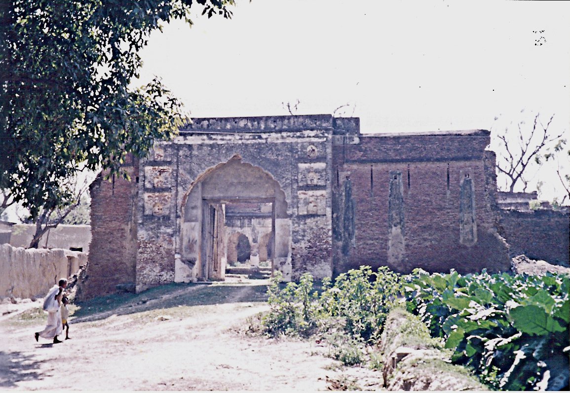 Kaimganj Club: Kaimganj Historical buildings.