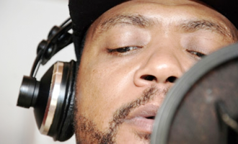 Edi Rock - Apresenta 6 tracks Inéditas (Para Ouvir) - Bro Mundo2000