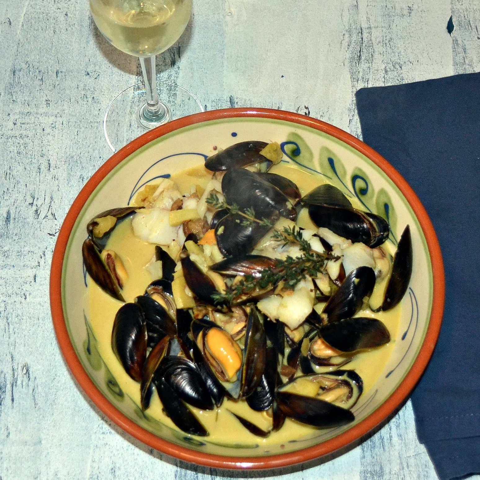 The Foodie Couple: Curried Mussels on a Beautiful Fall Day