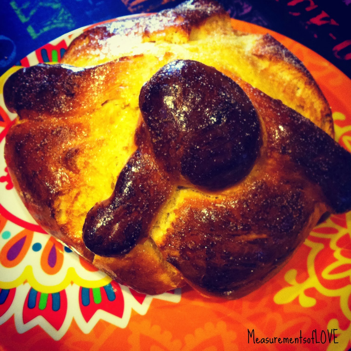 Measurements of Merriment: Dia de los Muertos Bread