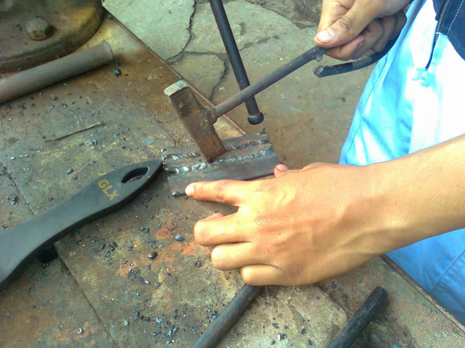 LAPORAN PRAKTEK PENGELASAN - Muchammad Lutfi's Blog