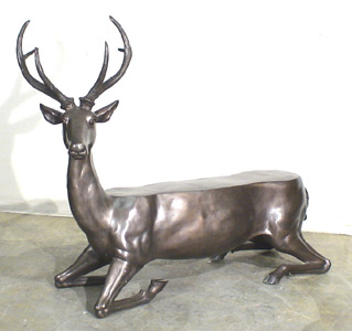 benchsite: Hyggelig deer benches to fawn over