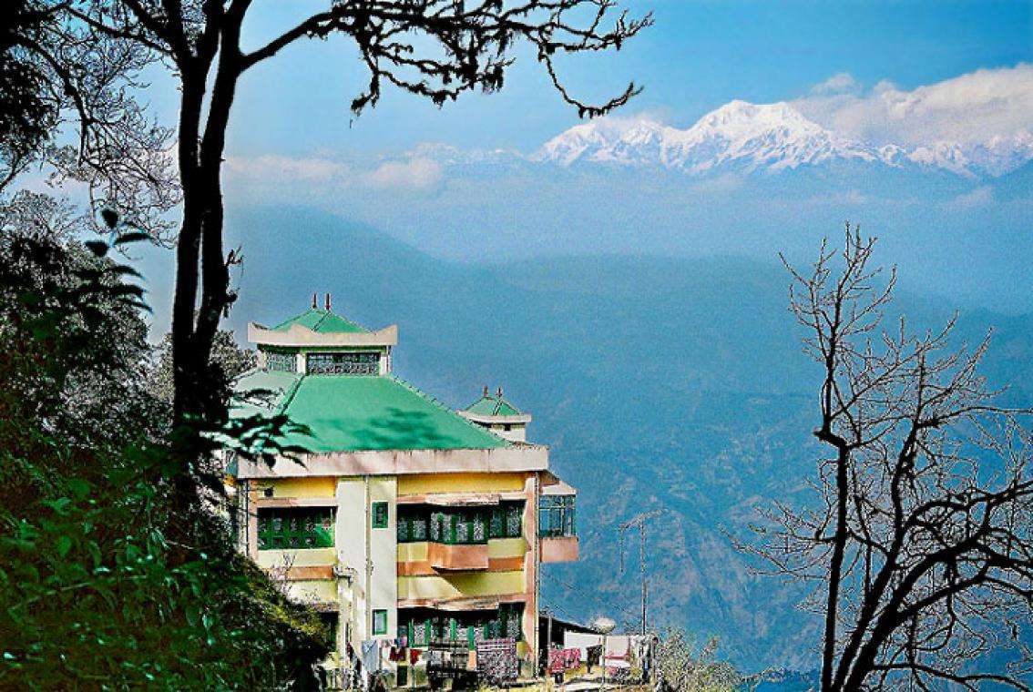 Tourist Attraction India: Darjeeling : A Beautiful Place