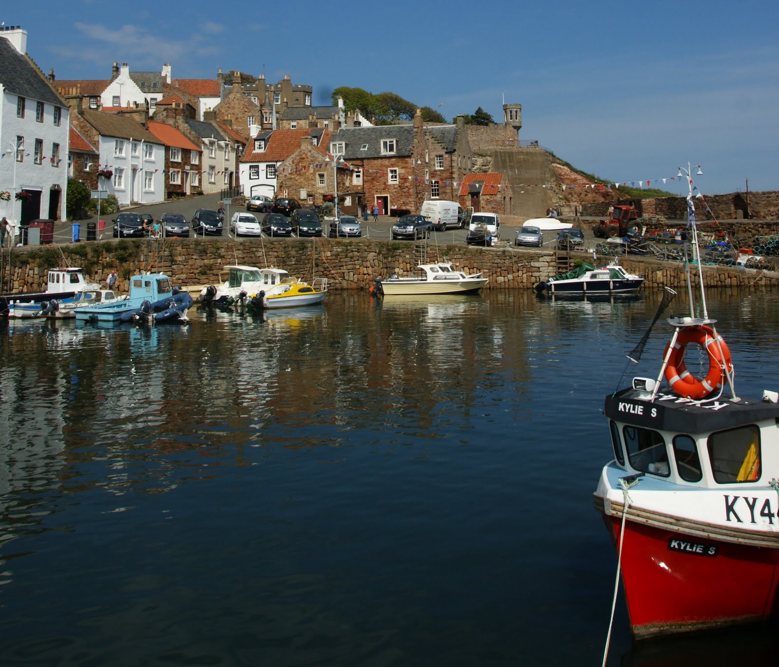 Tour Scotland: Tour Scotland Photographs Harbour Crail East Neuk of ...