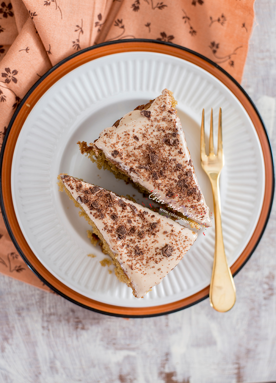 Color and Spices: Coffee cake with coffee glaze..