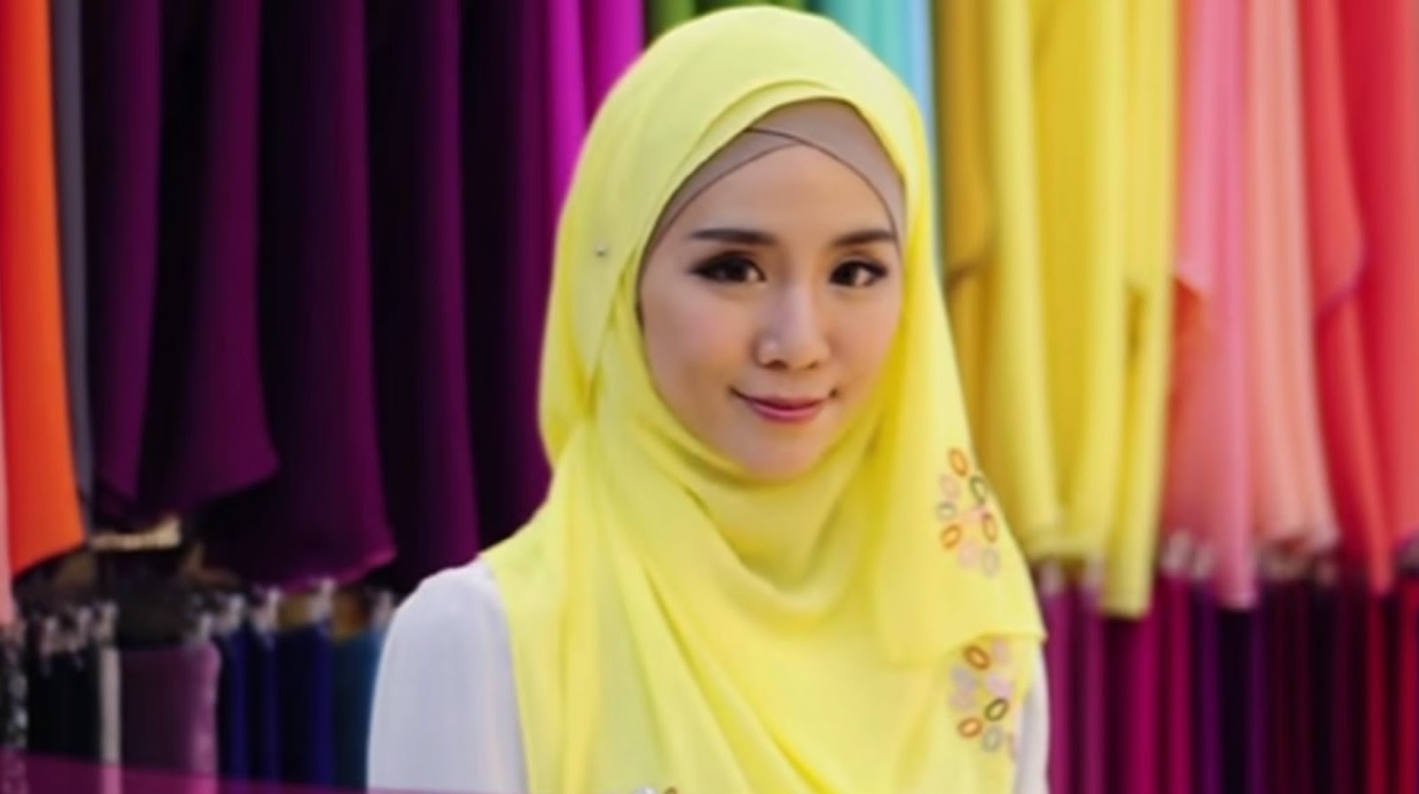 Fesyen Muslimah Terkini: Neng Geulis Hijab Tutorial 6 Hanna Shawl by ...