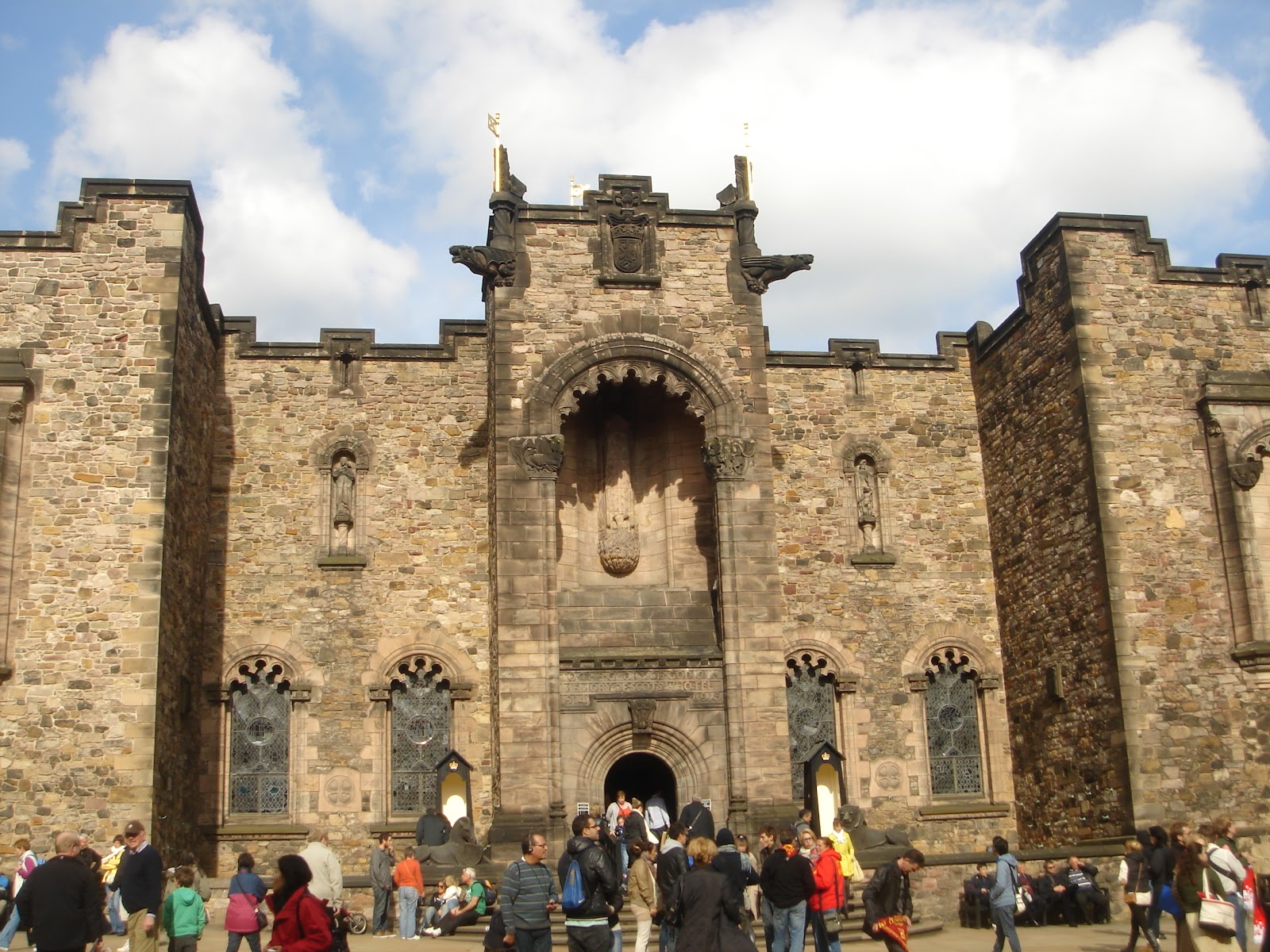Undiscovered Adventures of Helen: Edinburgh Castle