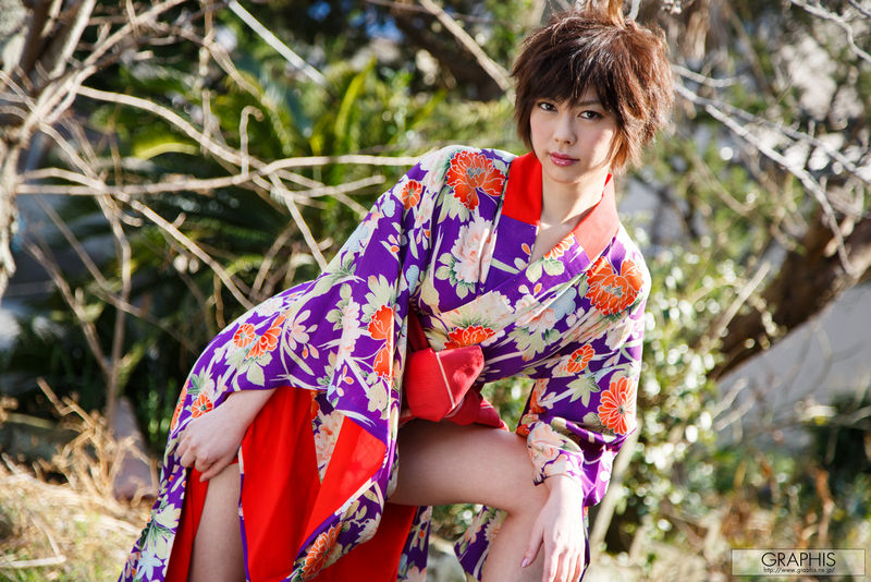 bintang bokep jepang saryu usui makin bohay dalam balutan kimono - Payudara Toket Gede
