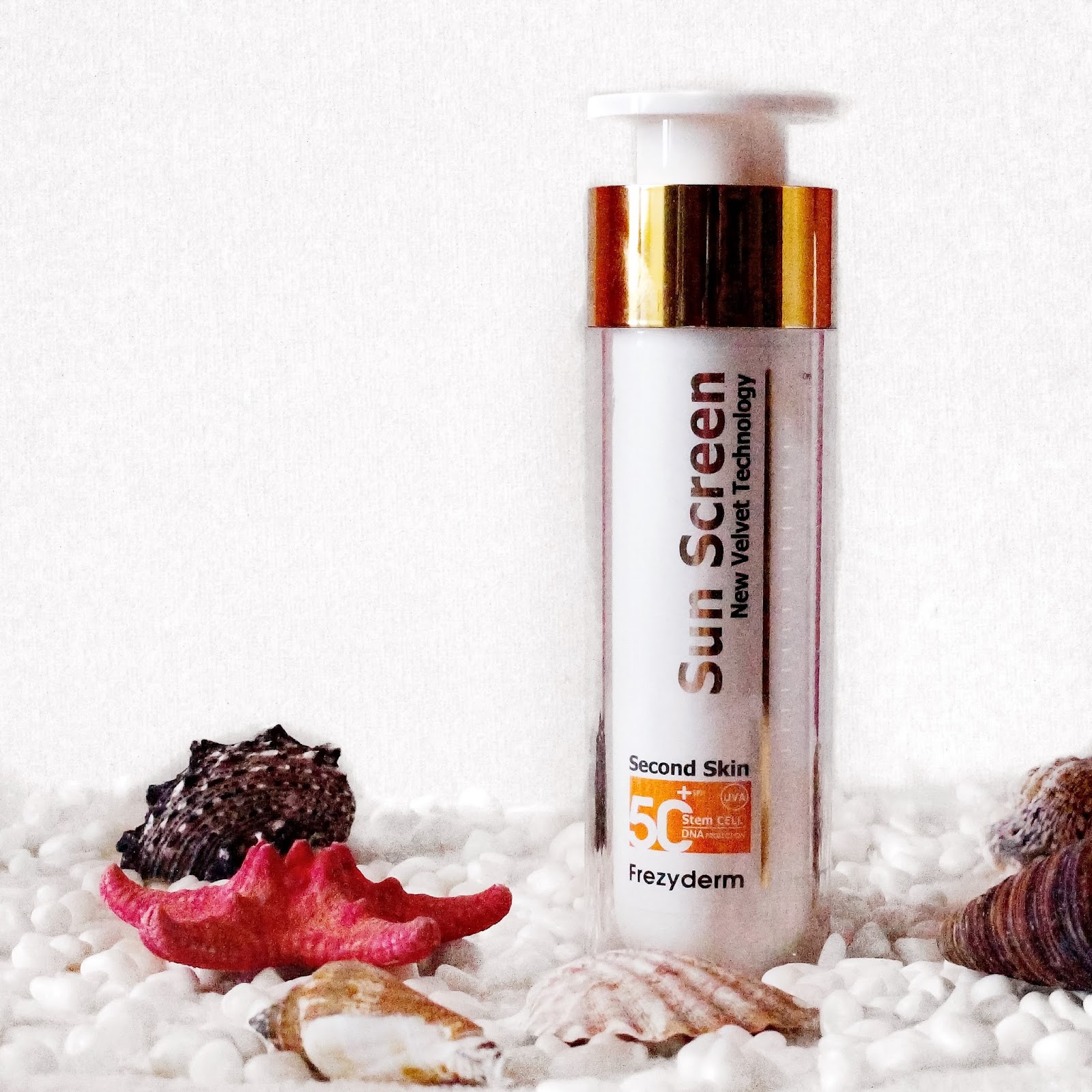 Review & Swatches : Sunscreen Velvet face by Frezyderm | BubblyBeauty