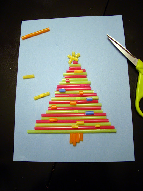 Drinking Straw Christmas Tree ~ Reading Confetti