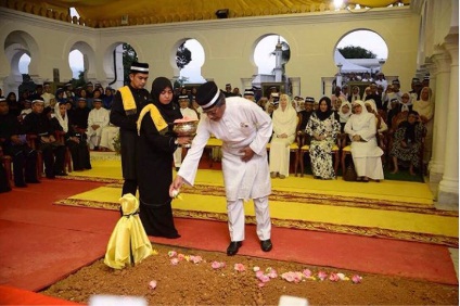 Maharum Bugis Syah (MBS): Almarhumah Raja Nor Mahani binti Raja Shahar ...