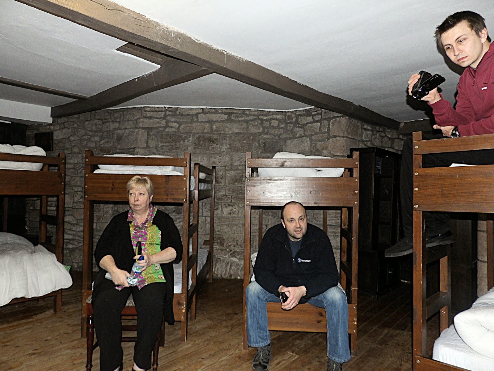 PARANORMAL WEEKEND AT HAUNTED CASTLE SURPRISES GUESTS AND INVESTIGATORS ...