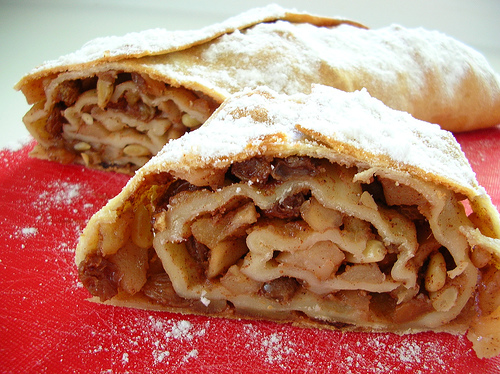 Allison's Food Blog: Strudel