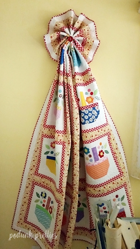 Podunk Pretties Quilting: Creative Quilt Displays