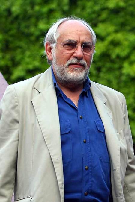 ESTO PASO: 1943: NACIÓ Arturo Ripstein, cineasta mexicano.