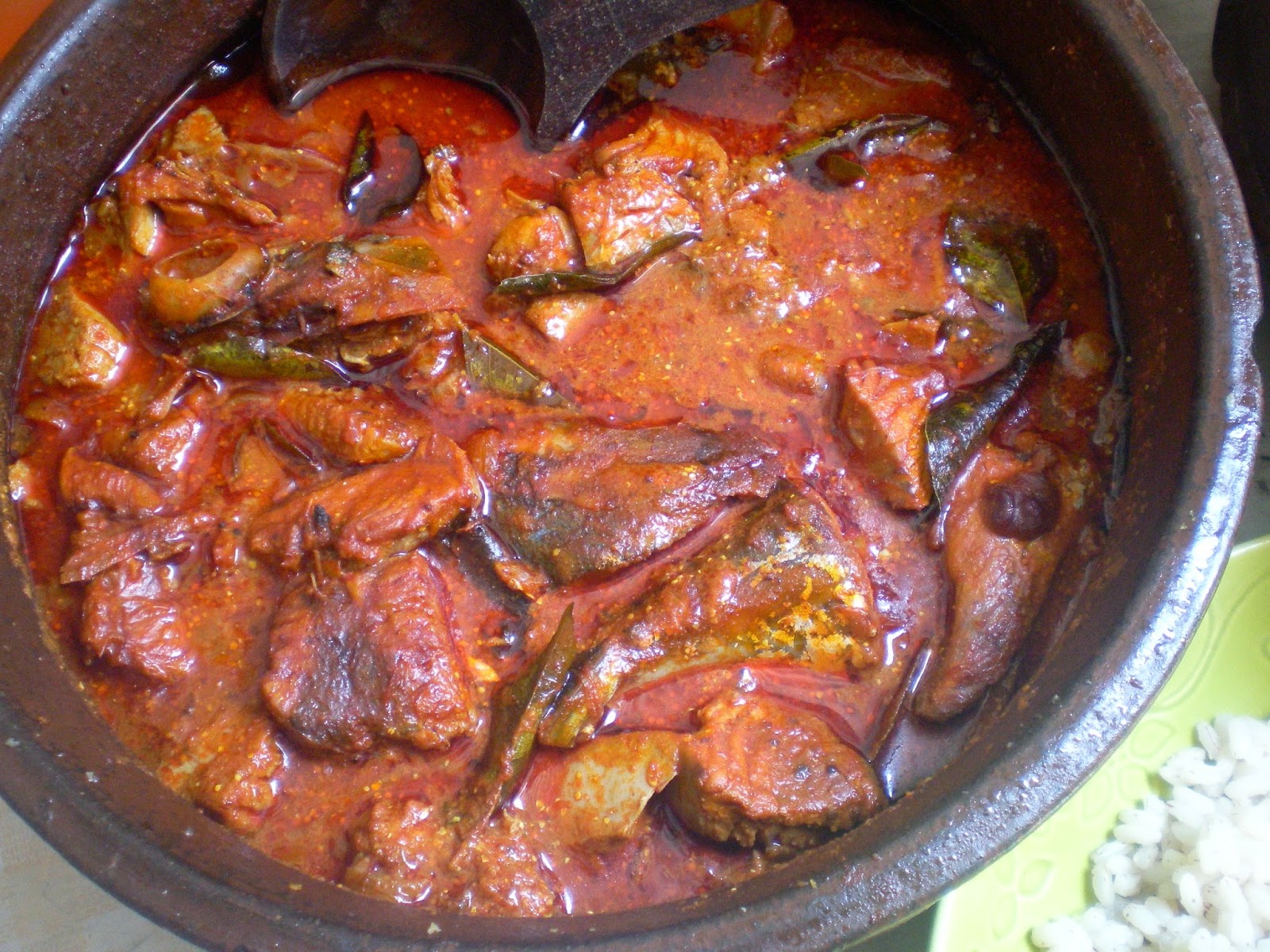 Foodie Delights Bangalore - Life n Spice: Granny's Fish Vindaloo Recipe