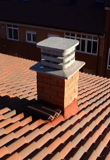 peritararquitectura: Material sobrante en cubierta.